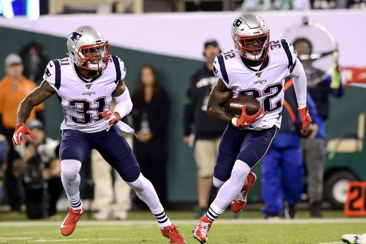 Watch NFL, NHL, MLB & NBA in HD - No Blackouts